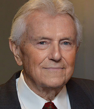 Profile in courage: Phoenix parade honoree's Navy career began as fluke