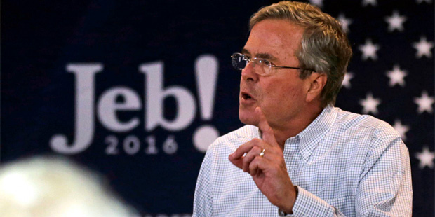 Jeb Bush asks crowd to 'please clap' during N.H. speech