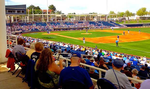 Milwaukee Brewers commit to stay at Phoenix spring training site