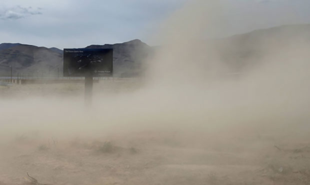 Windy conditions, blowing dust challenge Arizona drivers