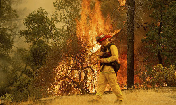 Arizona firefighters roll truck on way back from California blaze