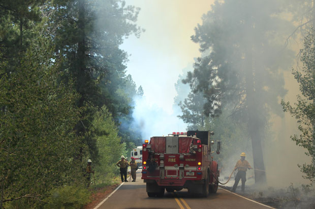 Grand Canyon wildfire reaches nearly 10,000 acres, forcing more closures