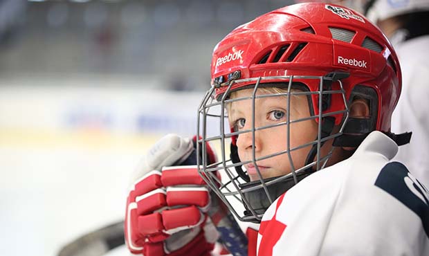 Concussion rates in hockey rise as the sport gains popularity in Arizona