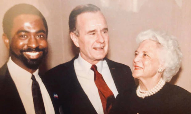 Former Phoenix-area mayor fondly recalls working for George H.W. Bush