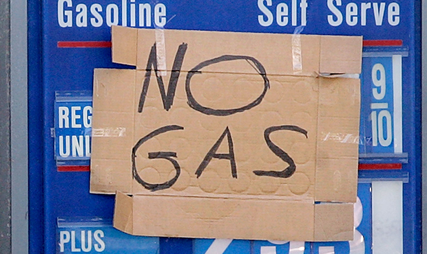 More gas stations experiencing outages across metro Phoenix