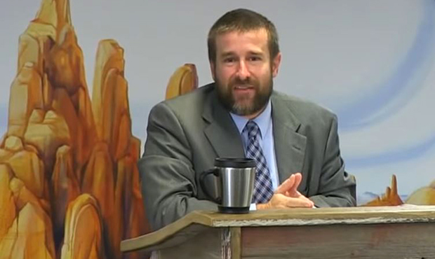 Ireland denies admittance to controversial Tempe pastor
