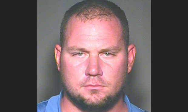 Chandler robbery suspect allegedly used Post-it note, kicked officer
