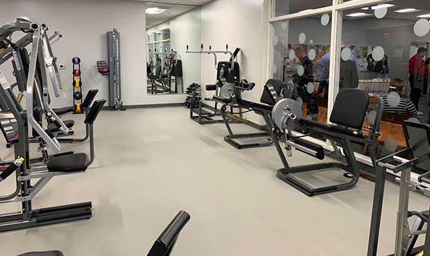 Adult community center opens location in central Phoenix