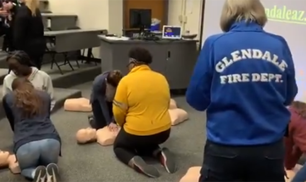 Glendale Fire Department gives high school students CPR training