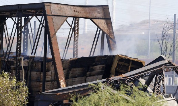 2 workers injured after chemical spill at Tempe train derailment site