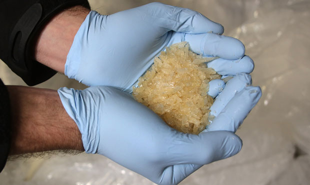 3 arrested after big stash of drugs found during Arizona traffic stop