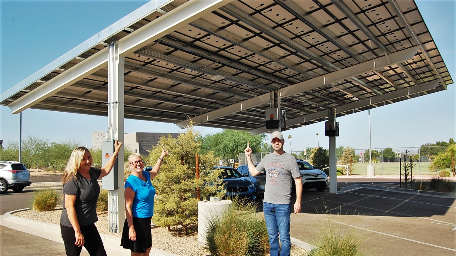 SRP accepting applications from Valley nonprofits for free solar system