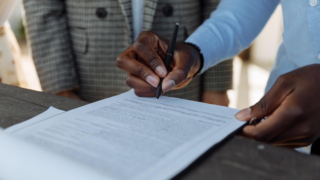 Dave Ramsey says: How to choose between a trust and a will