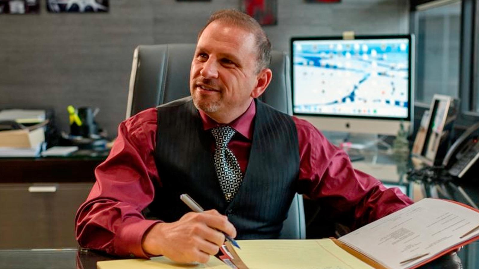 Arizona's Libertarian Senate candidate wants cities to regulate abortion