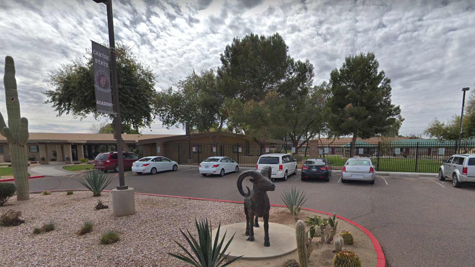 1 dead, 2 hospitalized after possible drug overdose at Queen Creek school