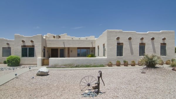Here's what architectural styles makes up most Arizona homes