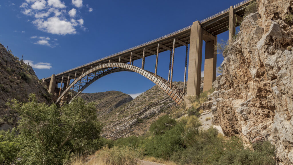 Replacement project begins on US60 bridge east of Phoenix