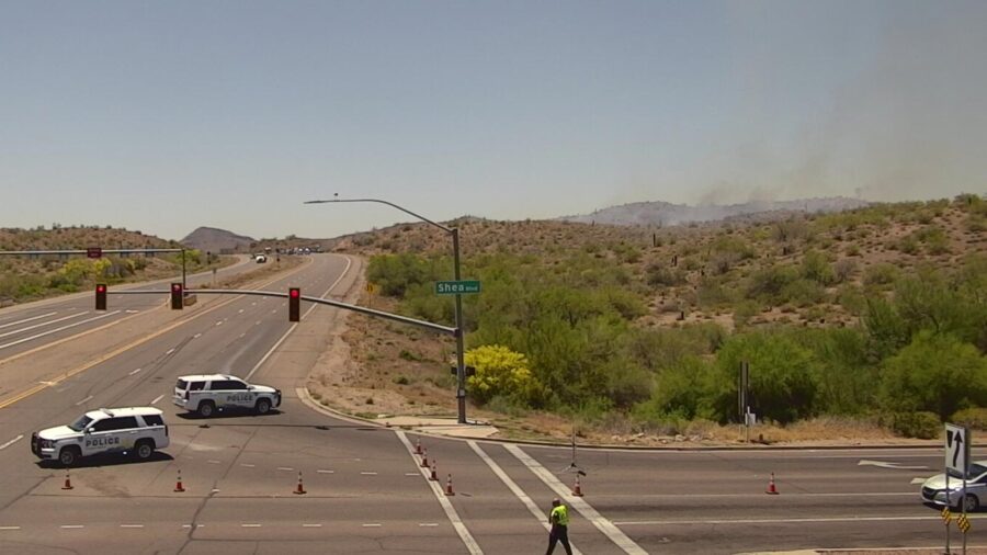 State Route 87 closed near Fountain Hills for brush fire