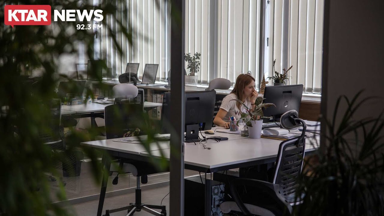 Video: Explaining the new normal for work days at the office - KTAR.com