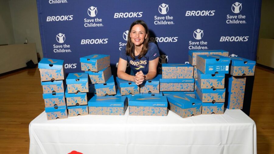Jennifer Garner to campaign for Harris-Walz in Phoenix