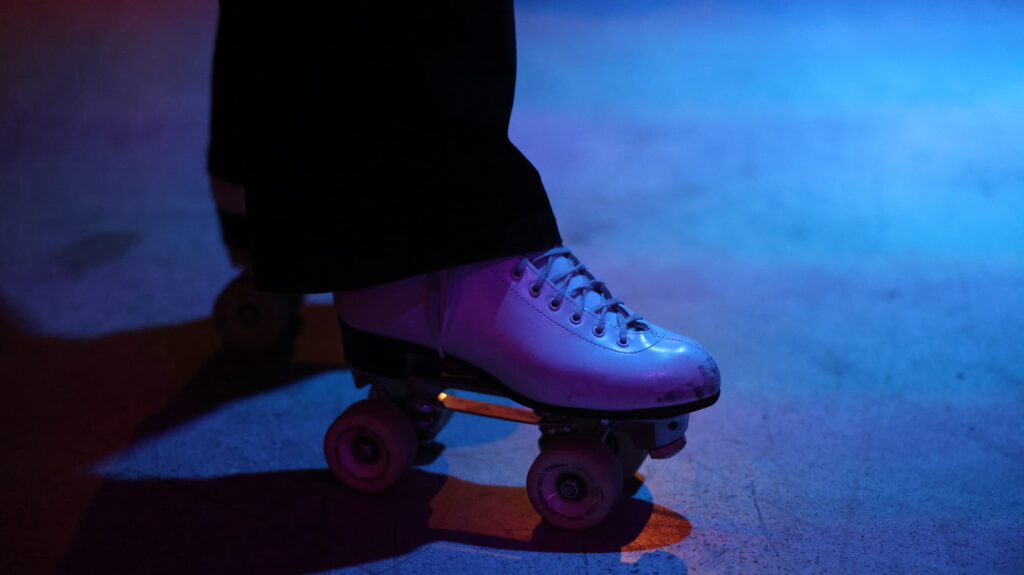 Roller skating resurgence sparks interest in Arizona