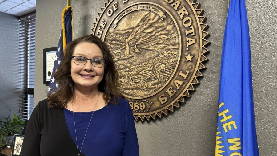 Top South Dakota official apologizes for releasing voter data - KTAR.com